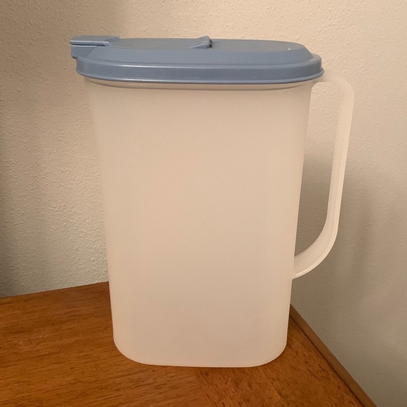 Tupperware | Kitchen | Vintage Tupperware Modular Mate Slim Line 2 Qt ...